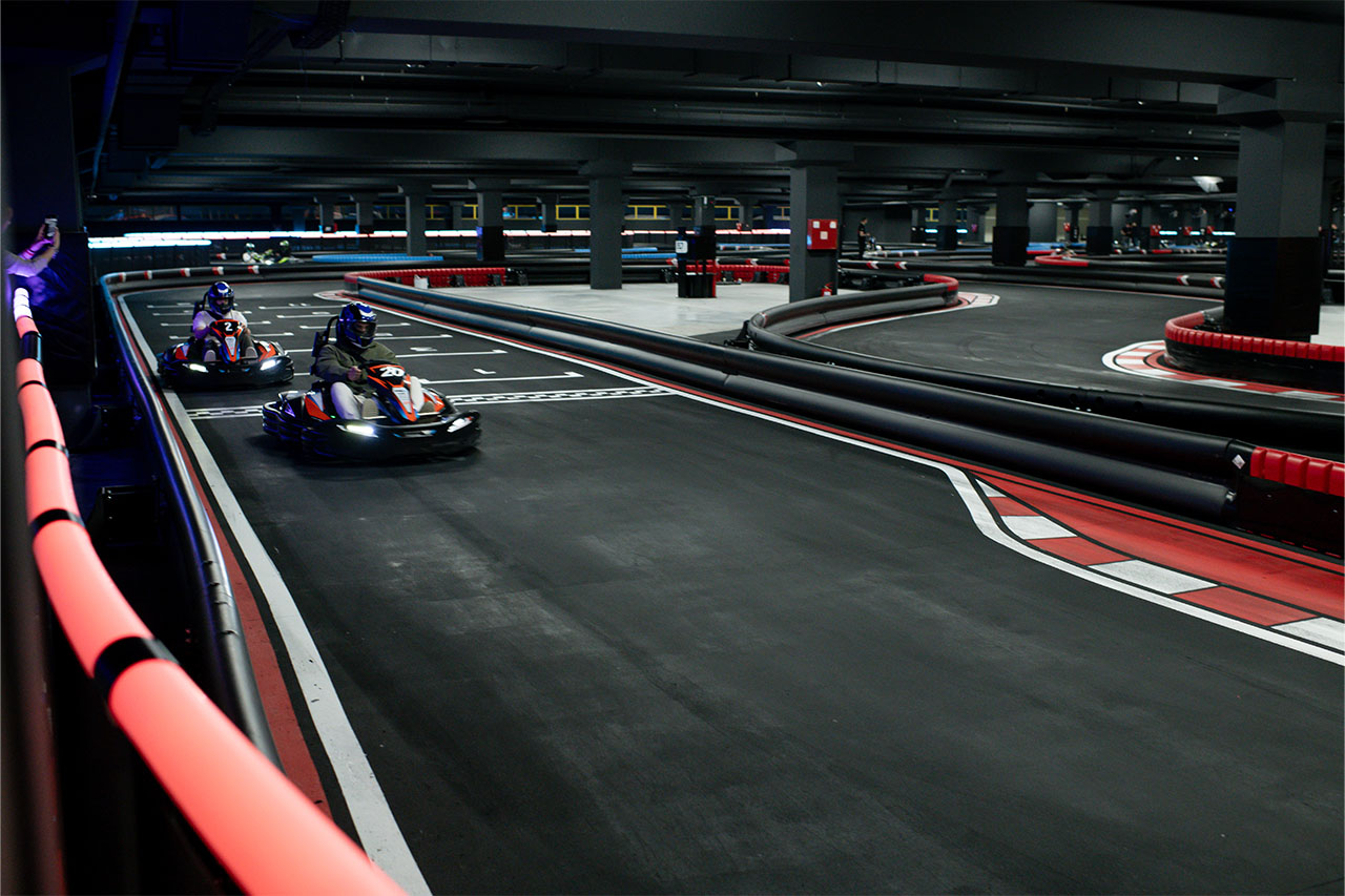 Karting centar Beograd | Prvi zatvoreni karting | Turbomax